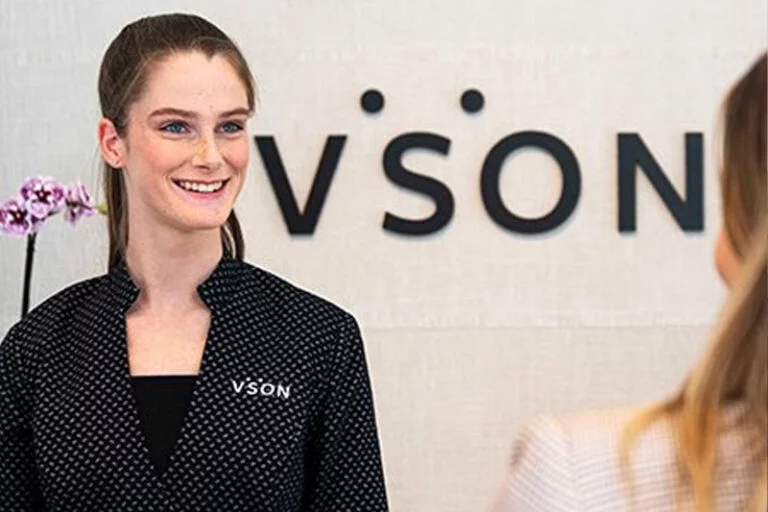 Eye specialist Dr. Matthew Russell | VSON | Laser Eye Surgery Brisbane
