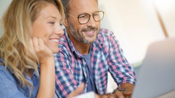 How long do halos last after lens replacement? | VSON Brisbane