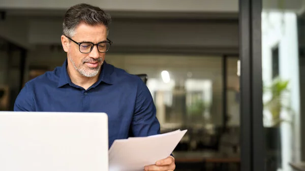 How long do halos last after lens replacement? | VSON Brisbane