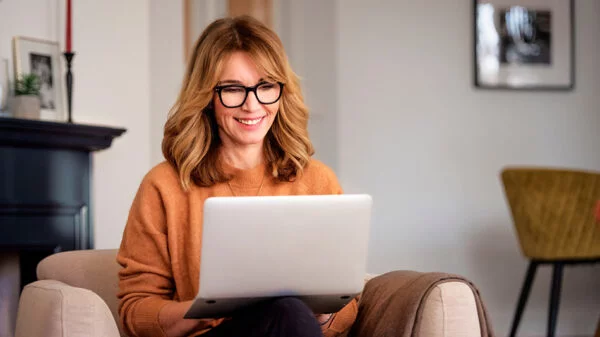 How long do halos last after lens replacement? | VSON Brisbane